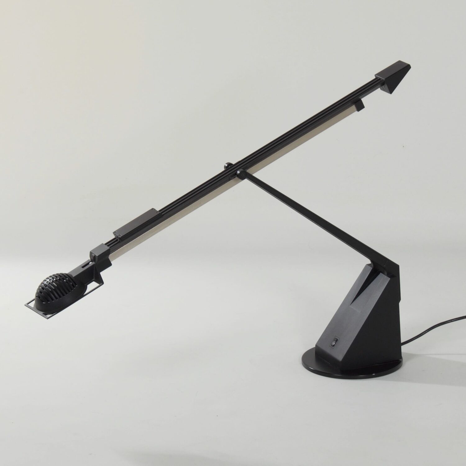 Italian Desk Lamp "Fila" by Chanan Gardi for Sirrah, 1980s